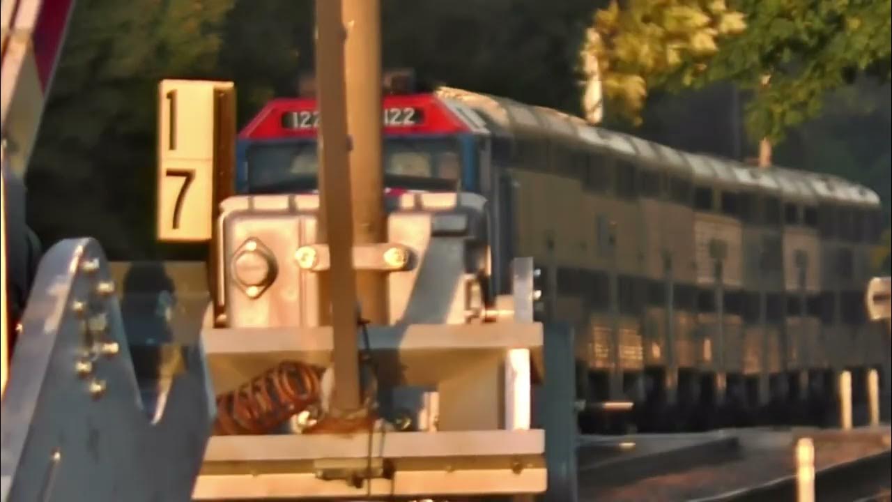 Railfanning the Evening Rush Hour in Clarendon Hills & Hinsdale, IL. (10/4/2024) - YouTube