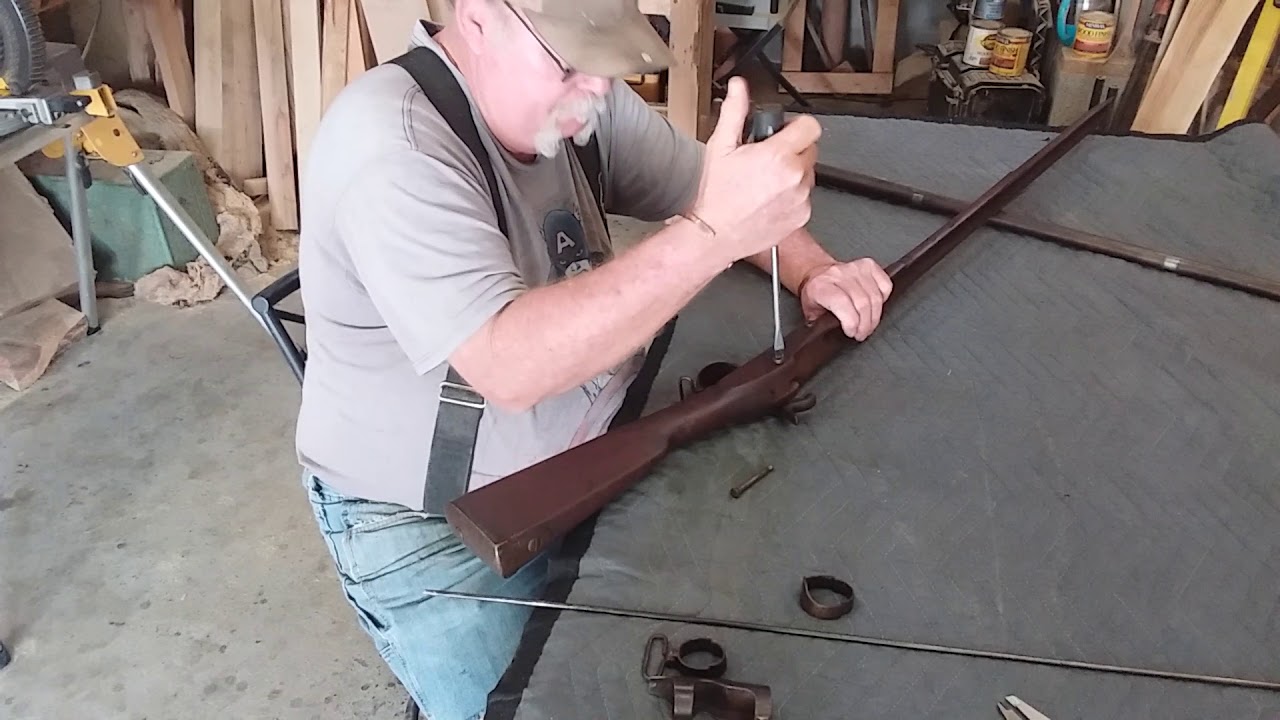 Cleaning up an 1851 Springfield musket - YouTube