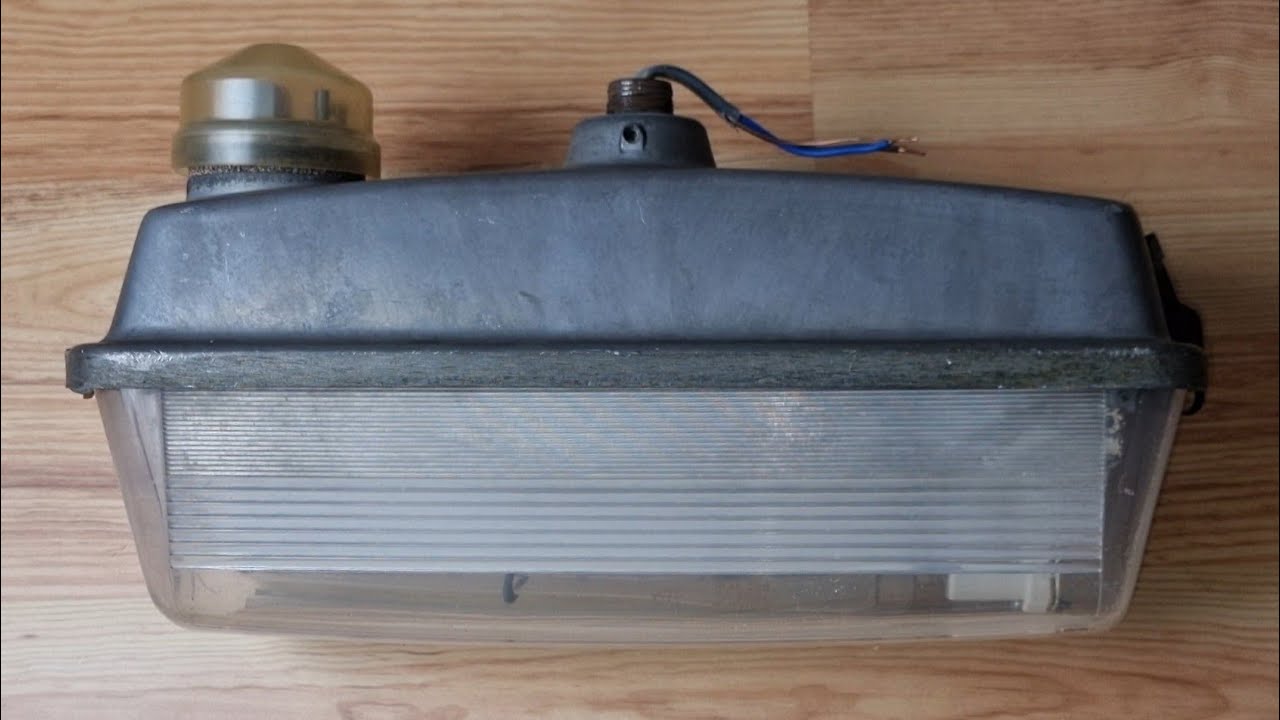 Thorn Beta 5 Top Entry 35w SOX Mk15 Streetlight | Overview - YouTube