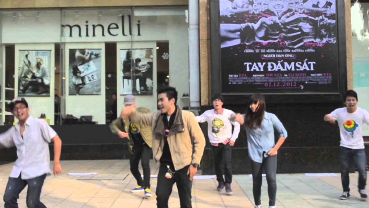BUV Dance Club- "Jeans' on Dance the world" Flash-mob event - YouTube