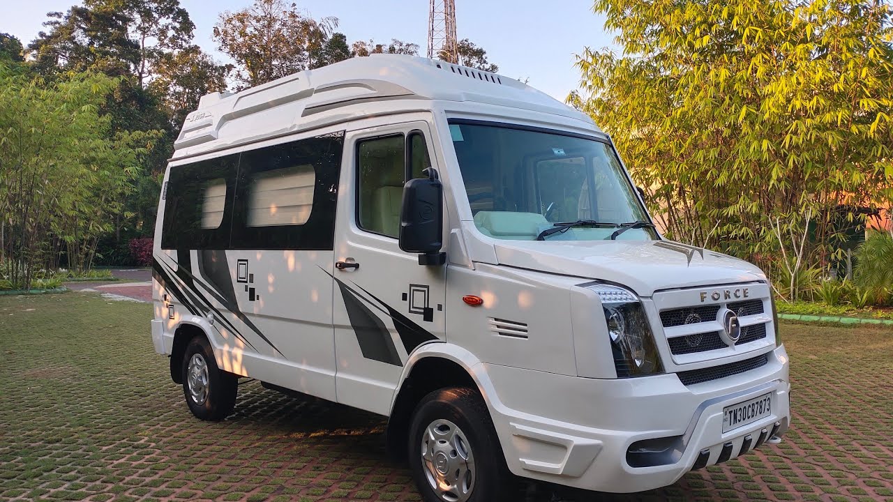 NEW CARAVAN IN FORCE TRAVELLER - YouTube