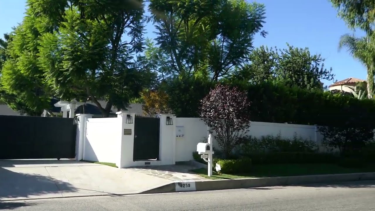 Singer Johnny Cash TV Host Johnny Carson Former Home House Los Angeles ...