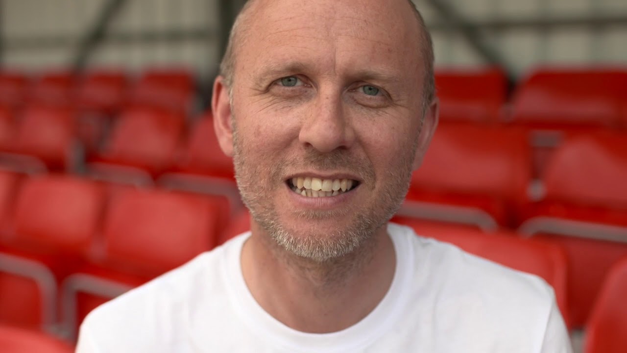 Chris Redmond - Three And A Half Weeks - Poem For England - YouTube
