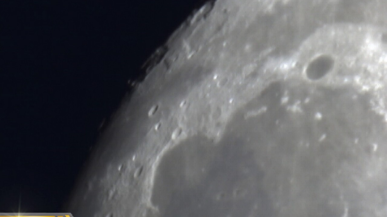 The Moon's Surface + Color - YouTube