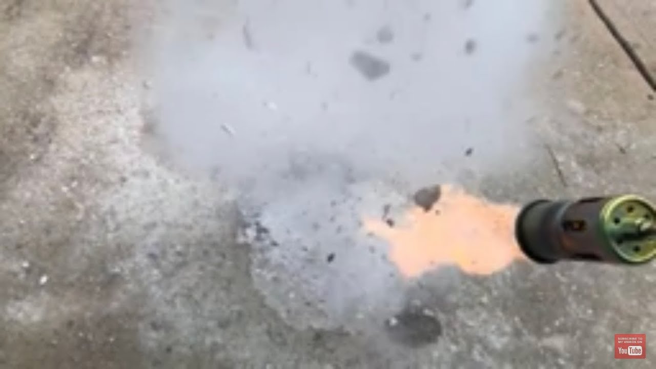 I Messed Up My Driveway; THIS WILL HAPPEN IF YOU HEAT UP CONCRETE WITH ...