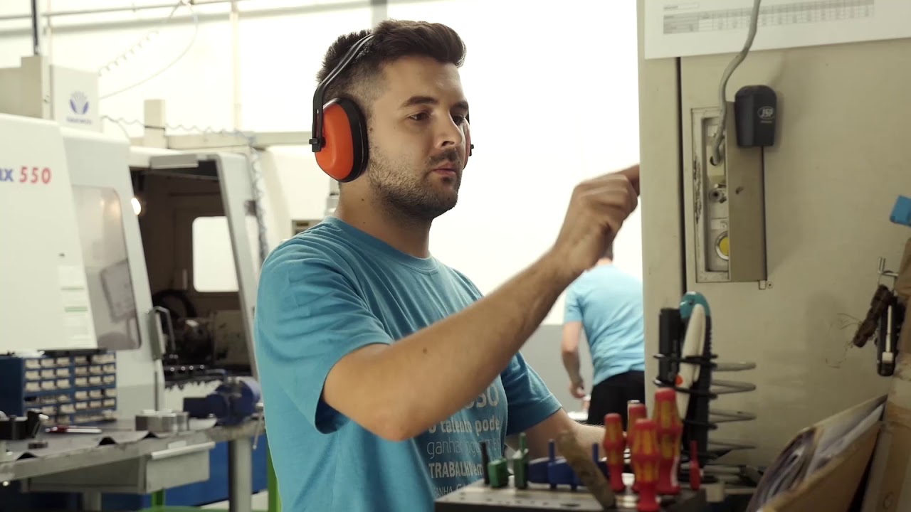 2018 - Oficial JASIL Presentation - YouTube