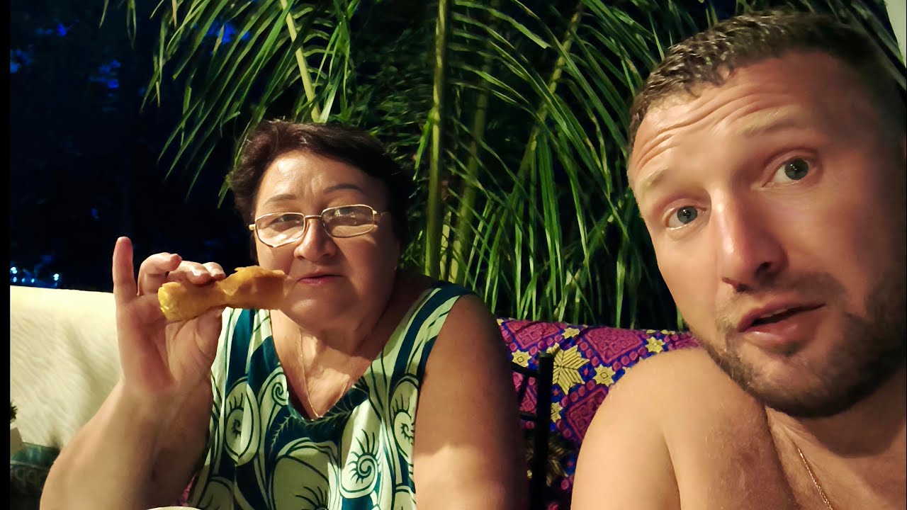 MAMA IRA FELL IN LOVE WITH FILIPINO LUMPIA - YouTube