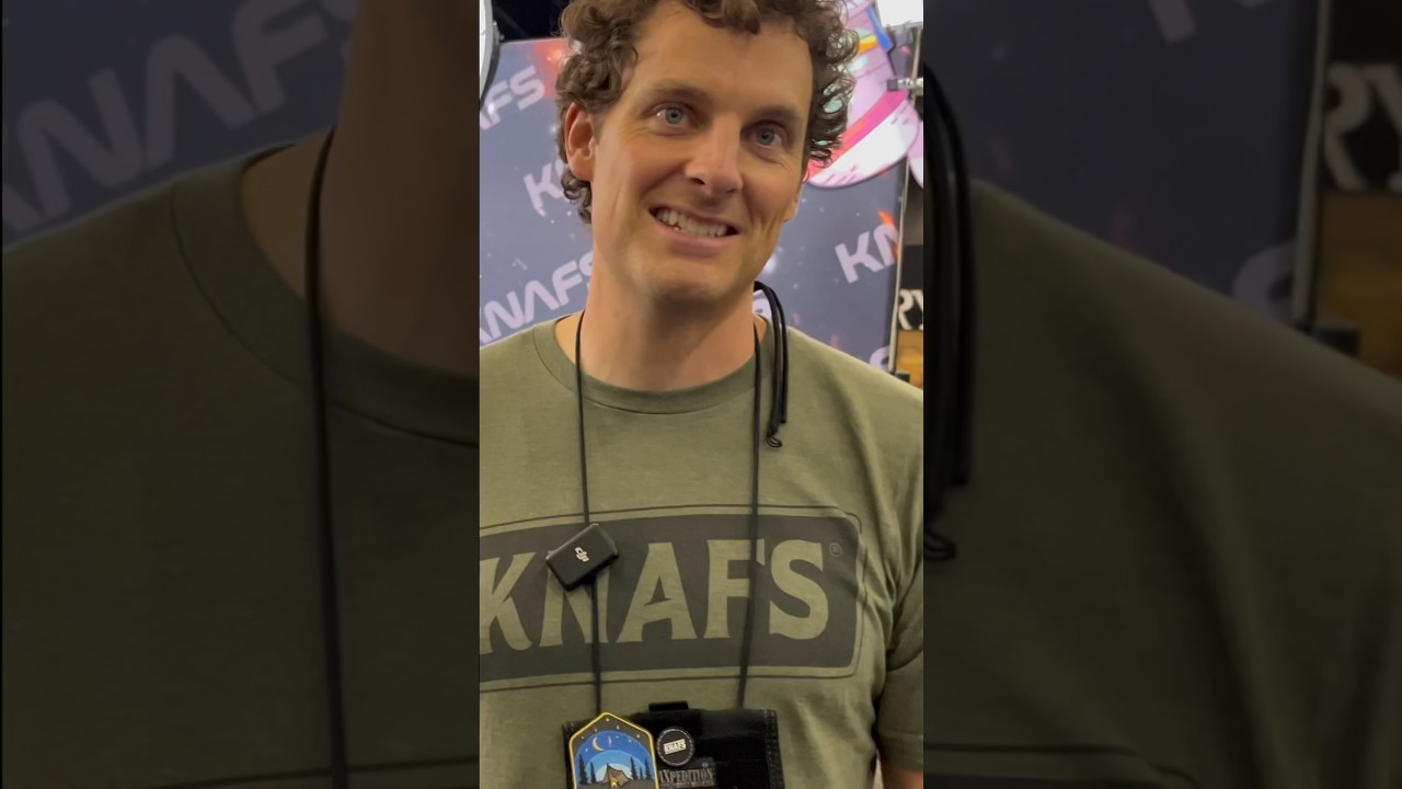 Pocket Checking BEN PETERSON At Blade Show 23’ @knafs_co #knife #everydaycarry #edcknife #knafs ...