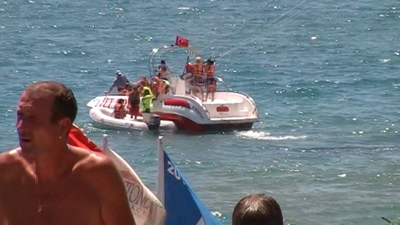 Turkey 2011 Alba Queen Video 01 - YouTube