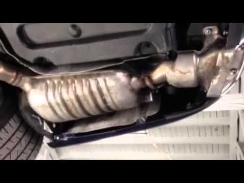 E350 undercarriage - YouTube