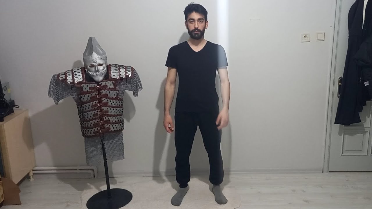 Svadyalı Şövalye Zırh Giyim - YouTube