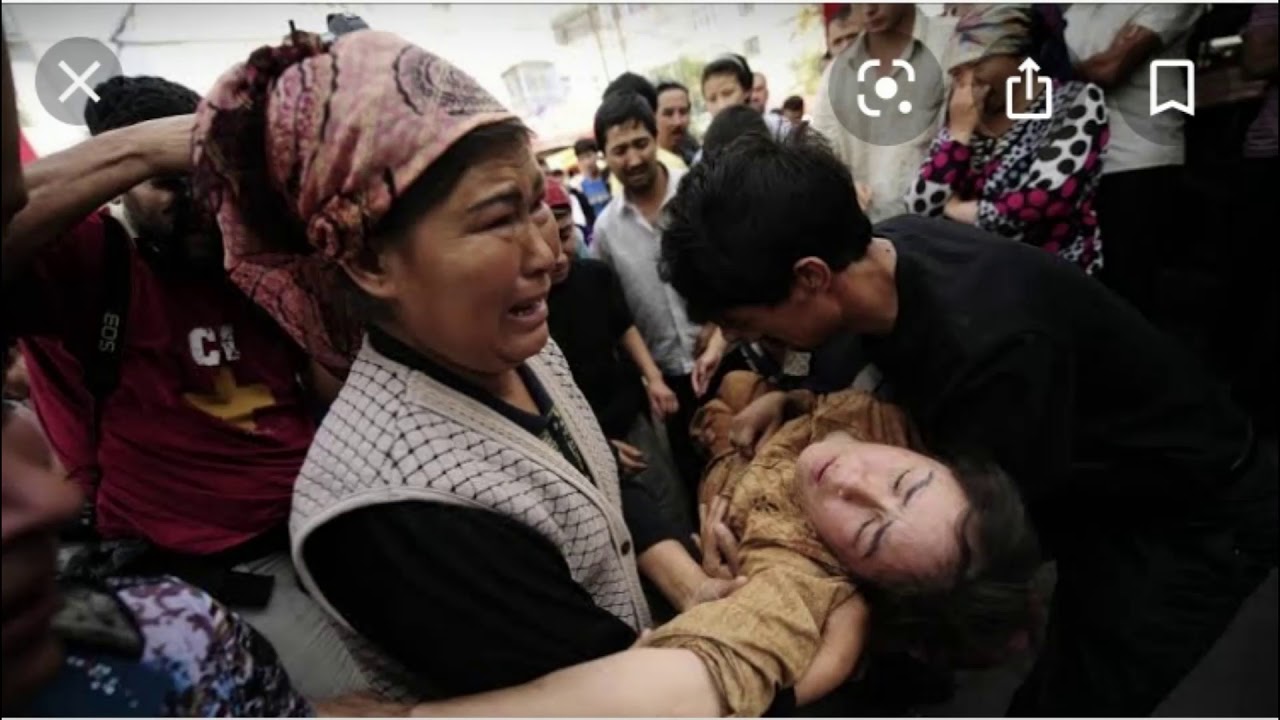 Urumqi Uprising 5-7 July 2009 - YouTube