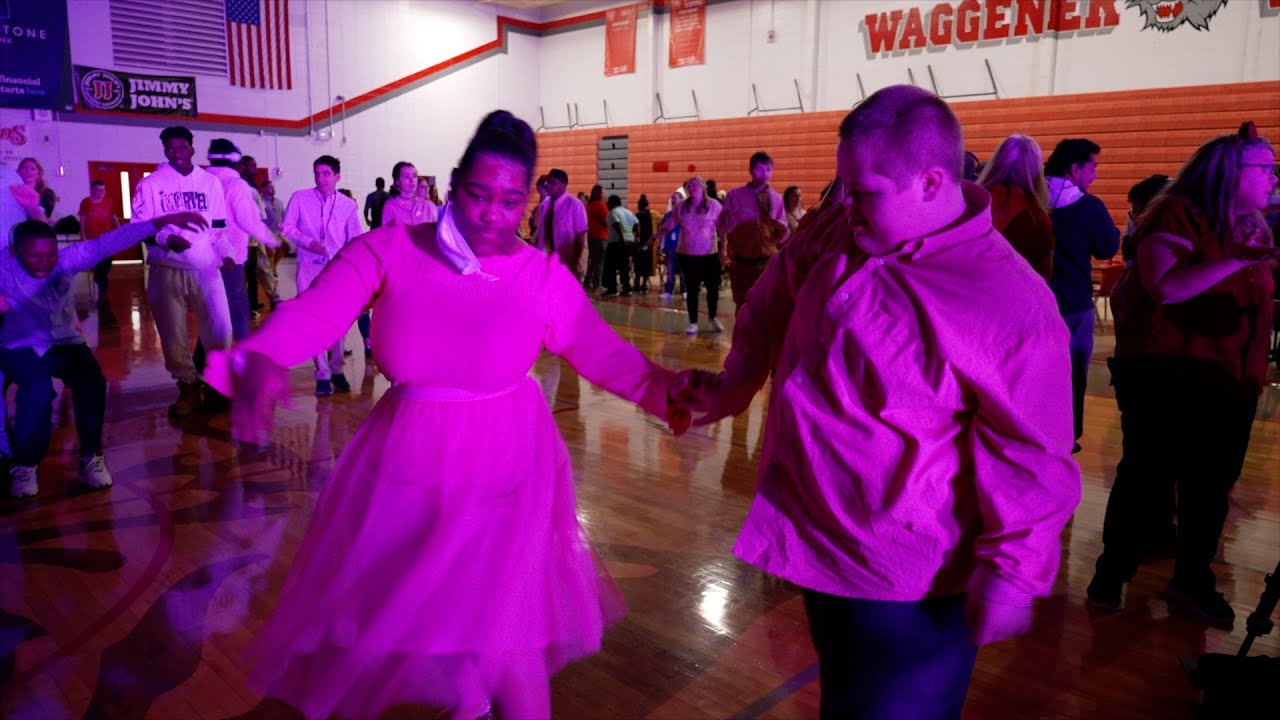 Waggener High School – Valentines Day Dance - YouTube