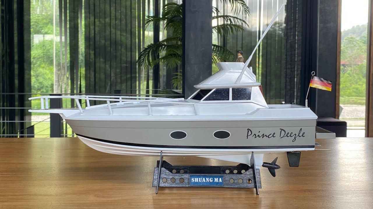 Old RC toy boat restoration - YouTube
