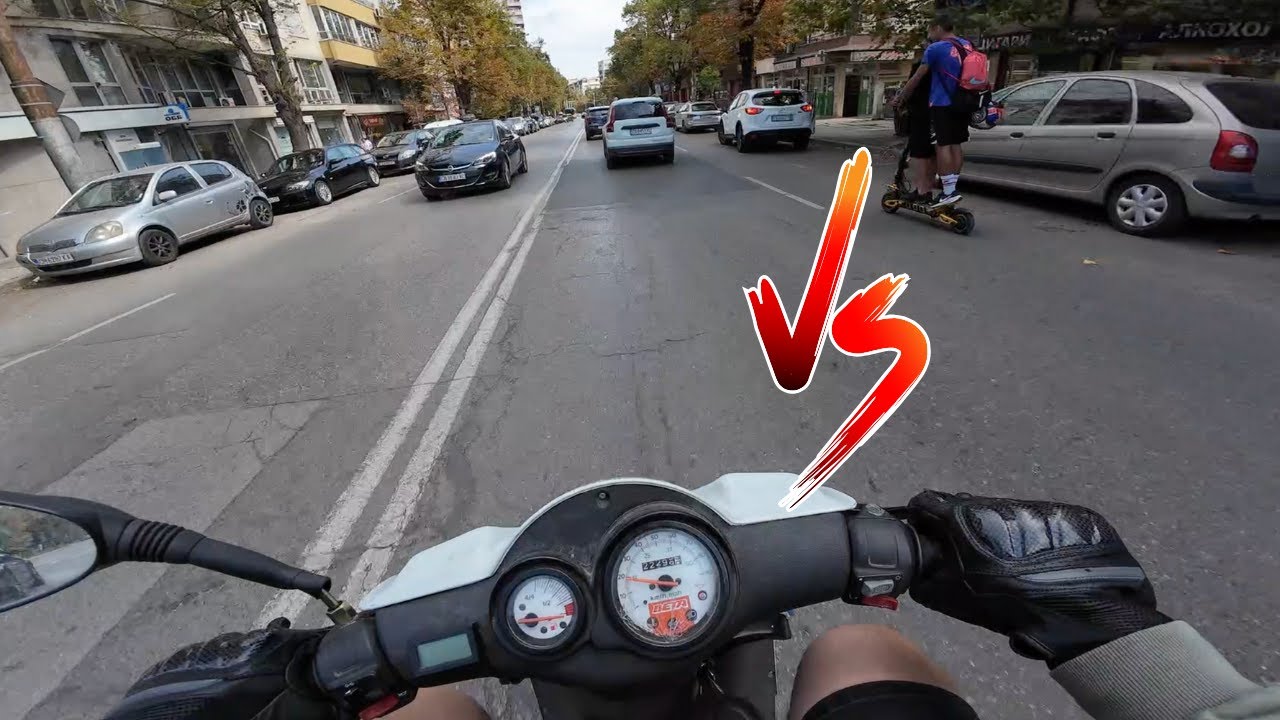 Beta Ark riding in Sofia | 49cc moped | Aerox - YouTube