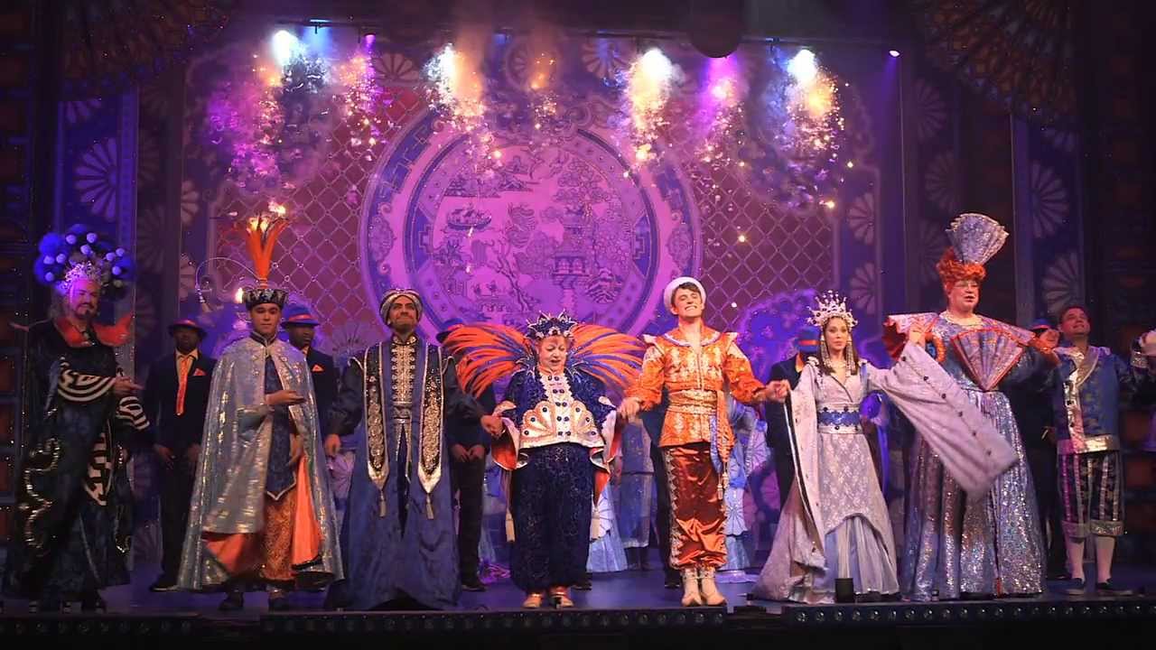 Aladdin trailer - YouTube