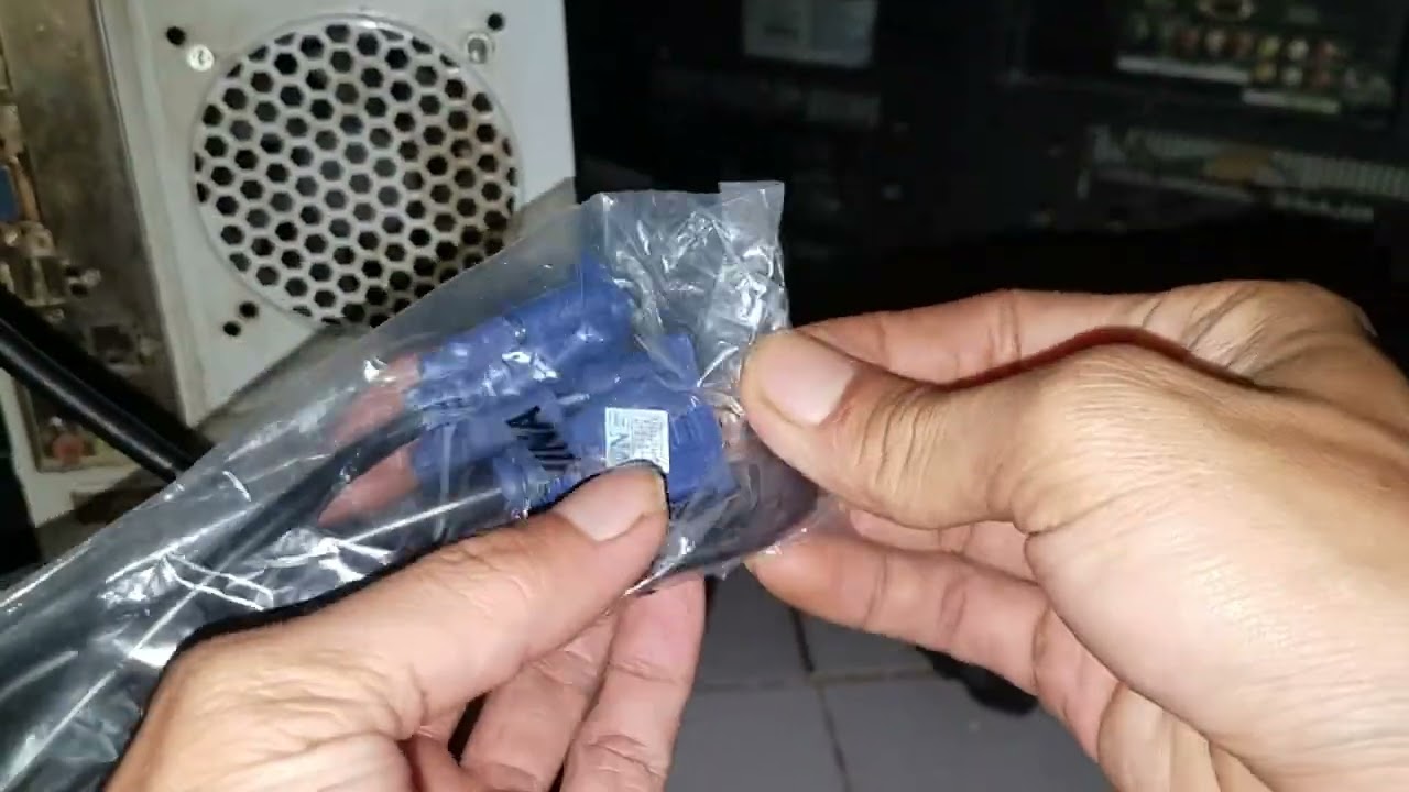 cara pasang kabel power komputer dan monitor - YouTube