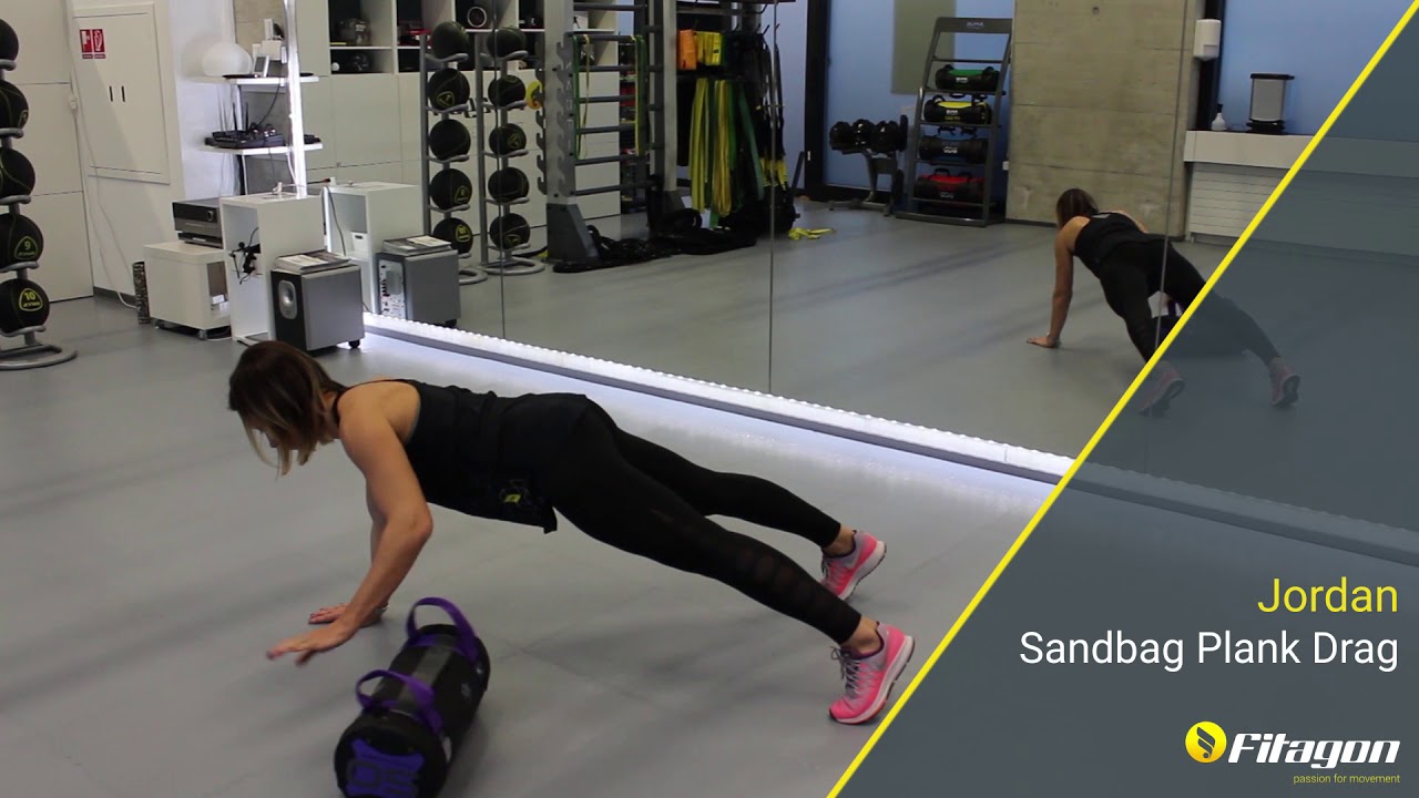 Sandbag Übungen - Plank Drag - YouTube