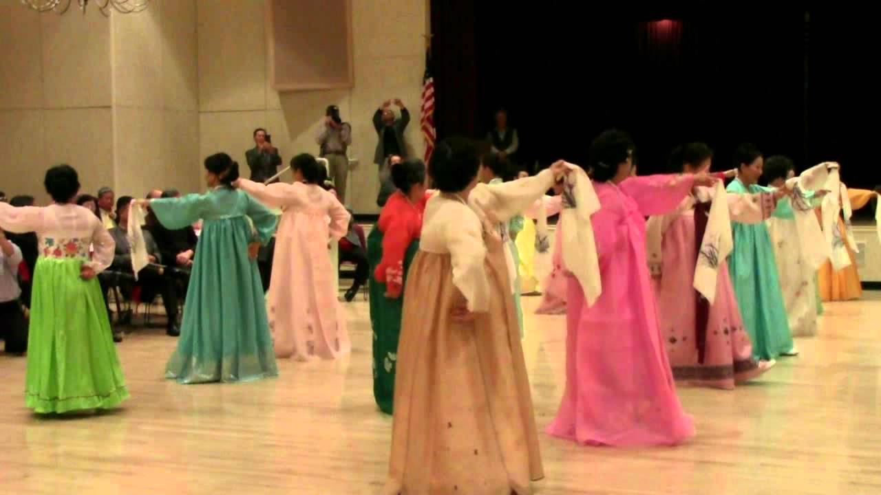 2. 수건춤, by Young-Ok Kim Korean Dance Team - YouTube