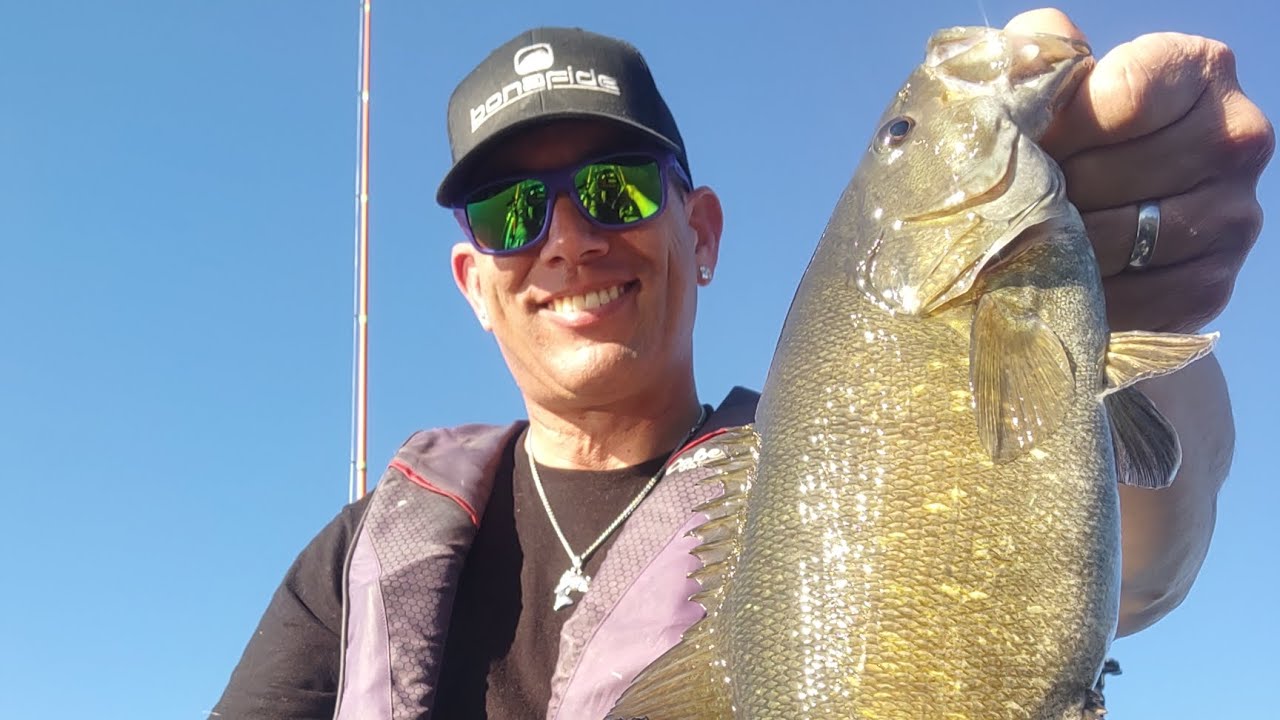 Spring Smallmouth Fishing with Galida's Grubz. - YouTube