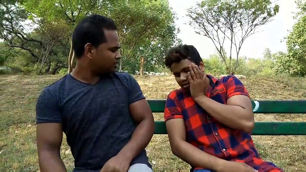 Boy kiss funny video || Bindas fun || - YouTube