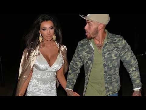 Chloe Khan bares her boobs as she fuels rumours she's dating 1