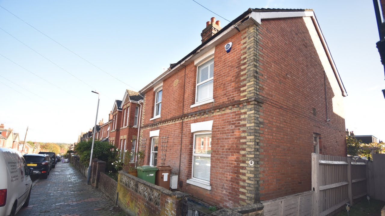 3 Bedroom House in Meadow Road, Rusthall - YouTube