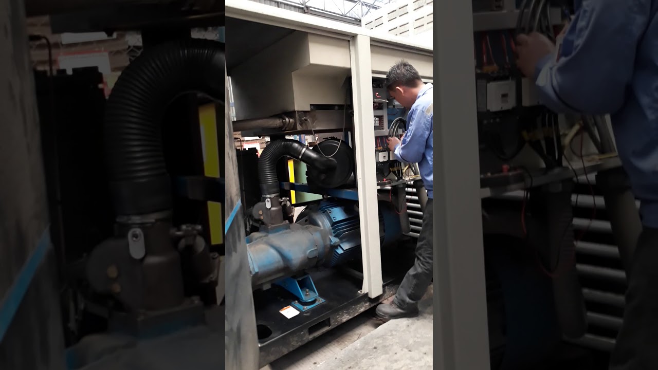 August SF75 Air compressor 0824887369 - YouTube