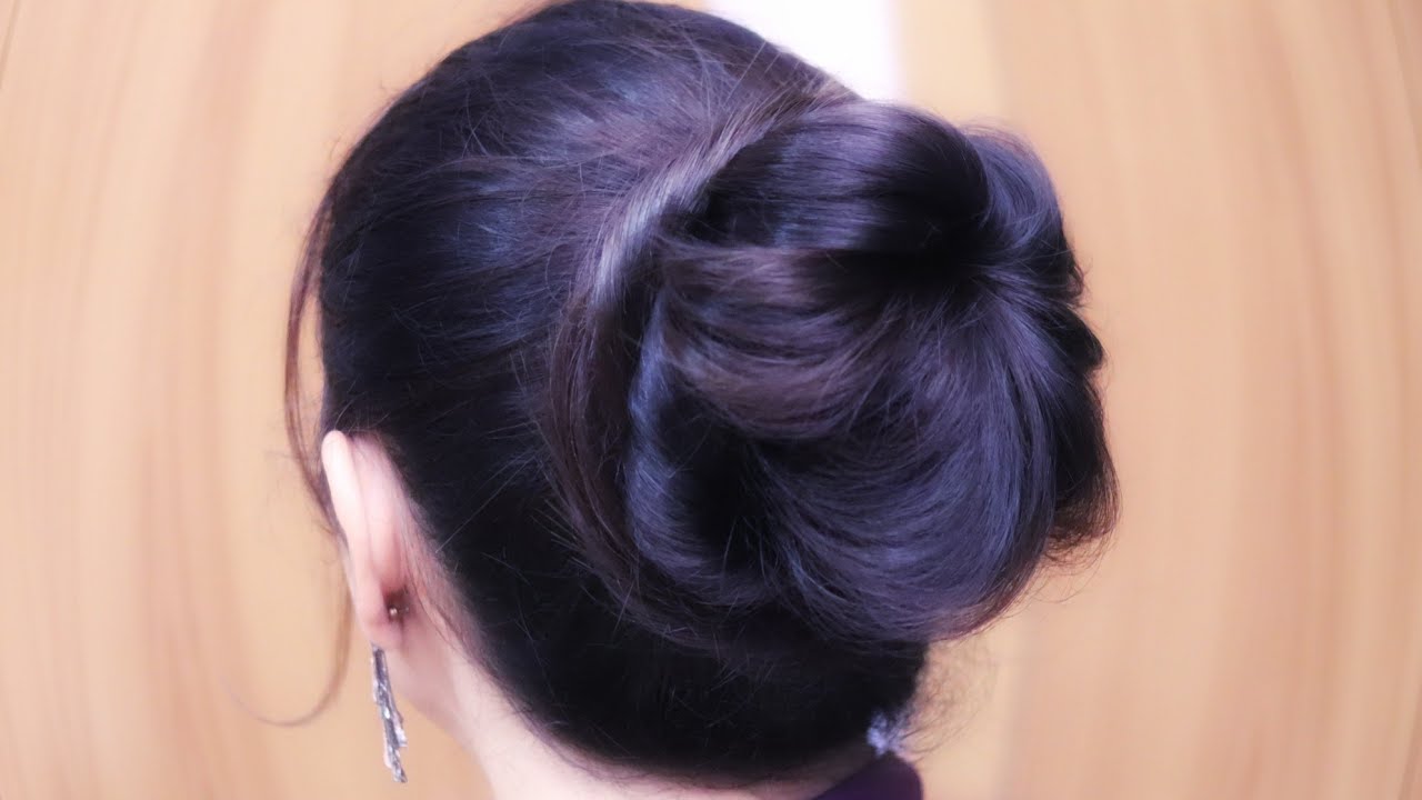 Only Rubber Band! How to Create a Beautiful Messy Bun | Simple & Easy ...