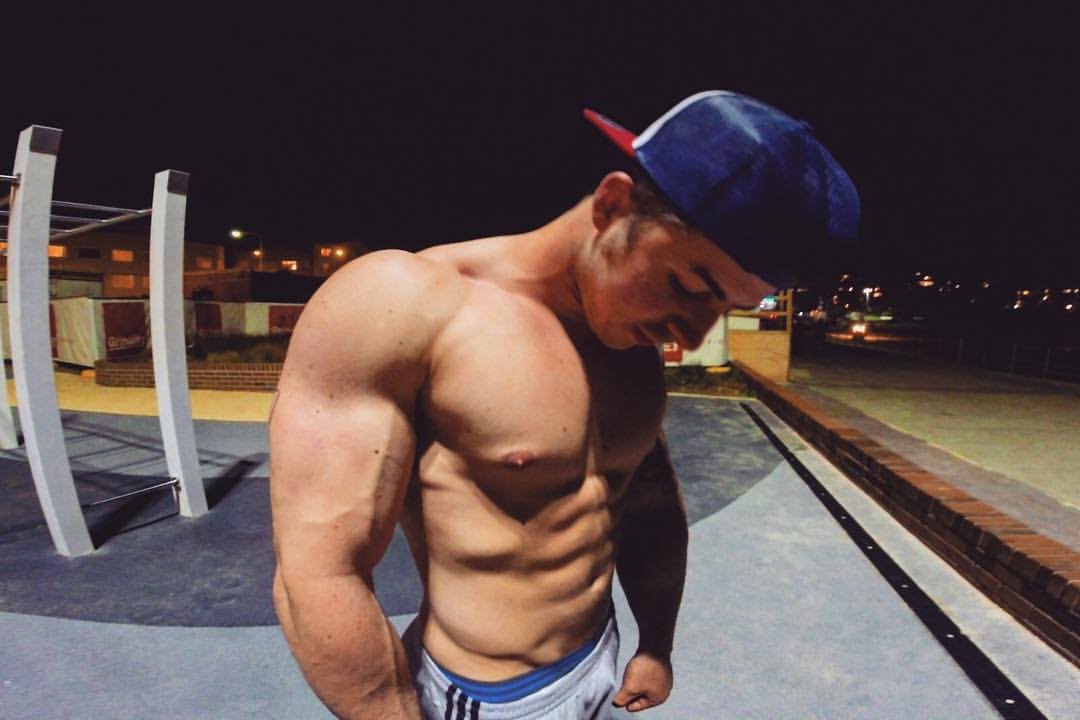 Fitness & Bodybuilding Motivation | Amadeo Llados - YouTube
