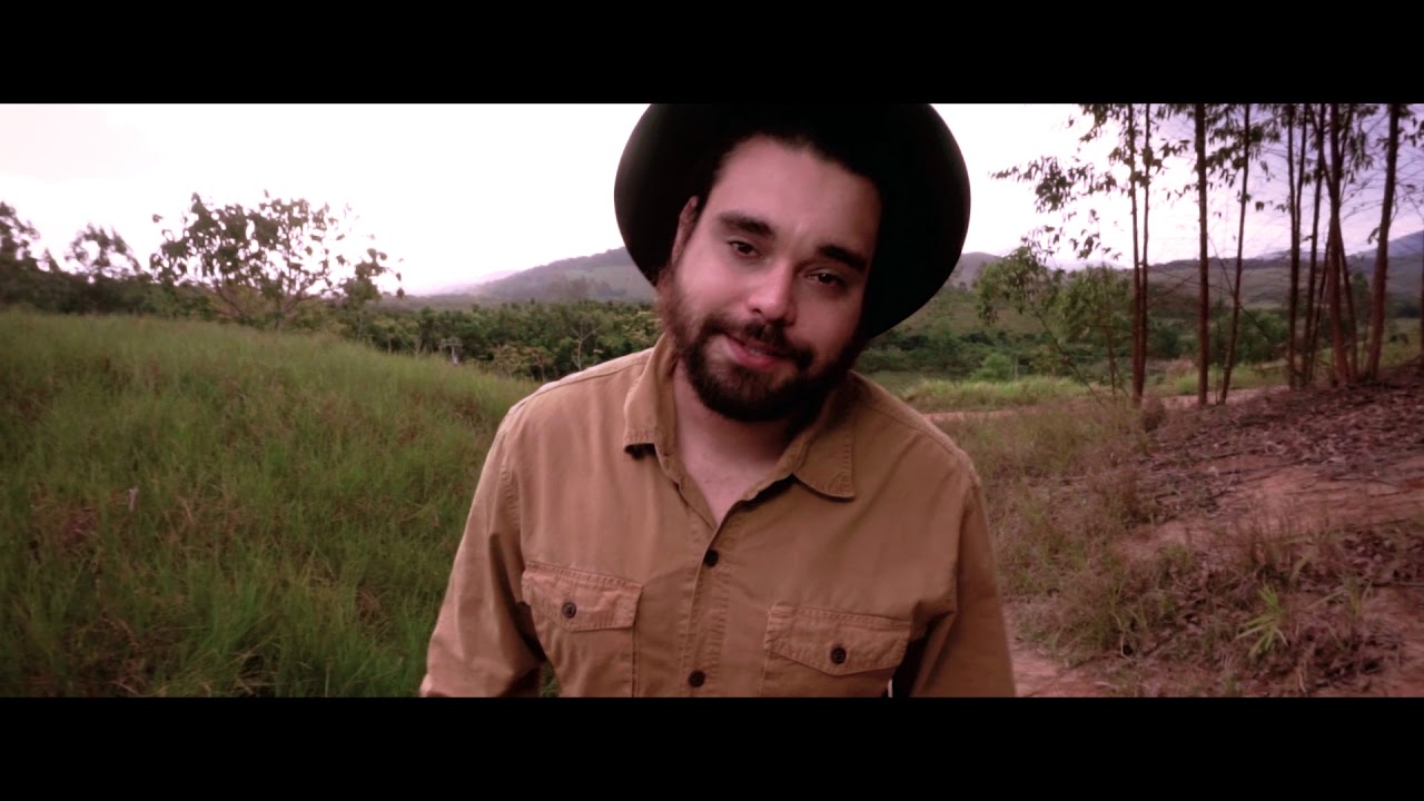 Lucas Felix À espera de um café - YouTube