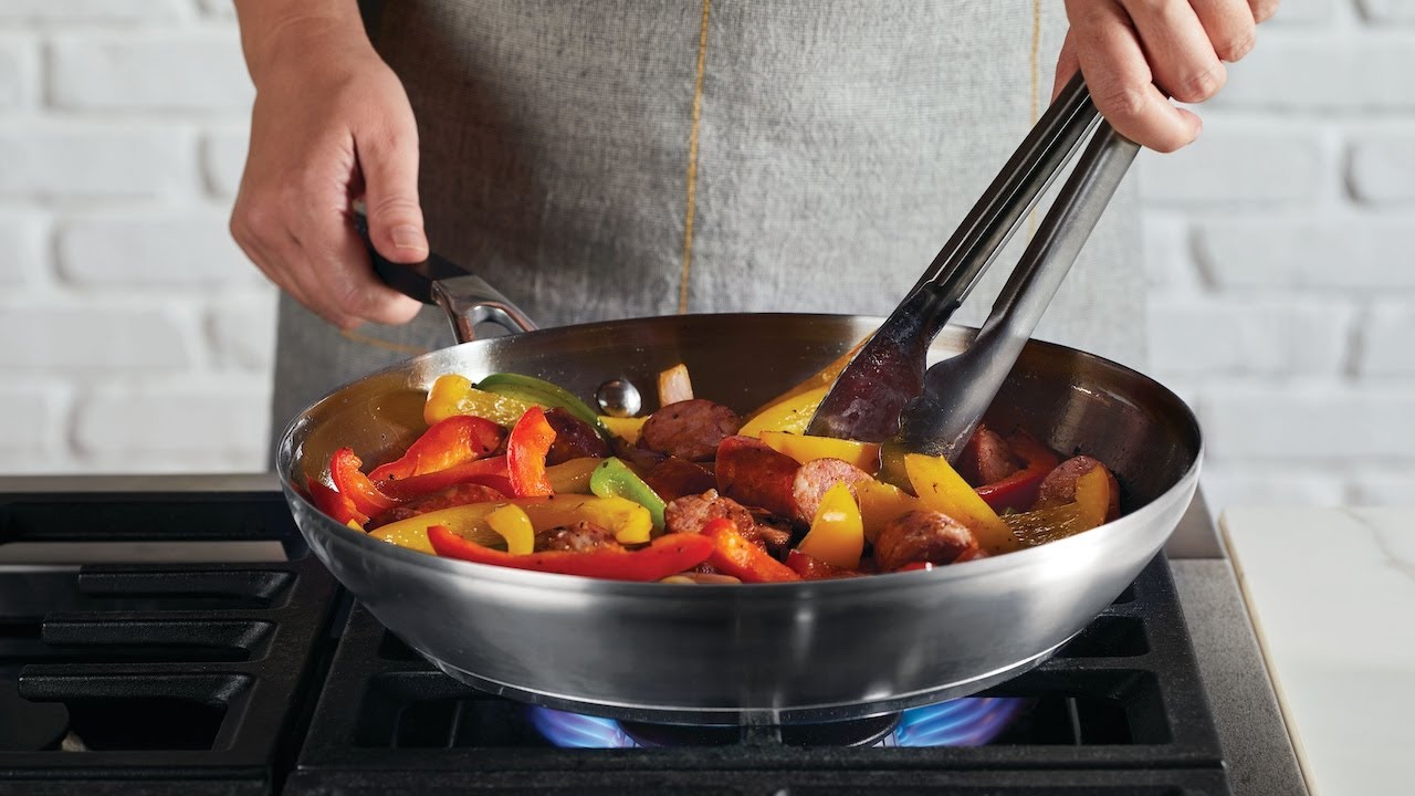 How to Heat Stainless Steel Cookware - YouTube