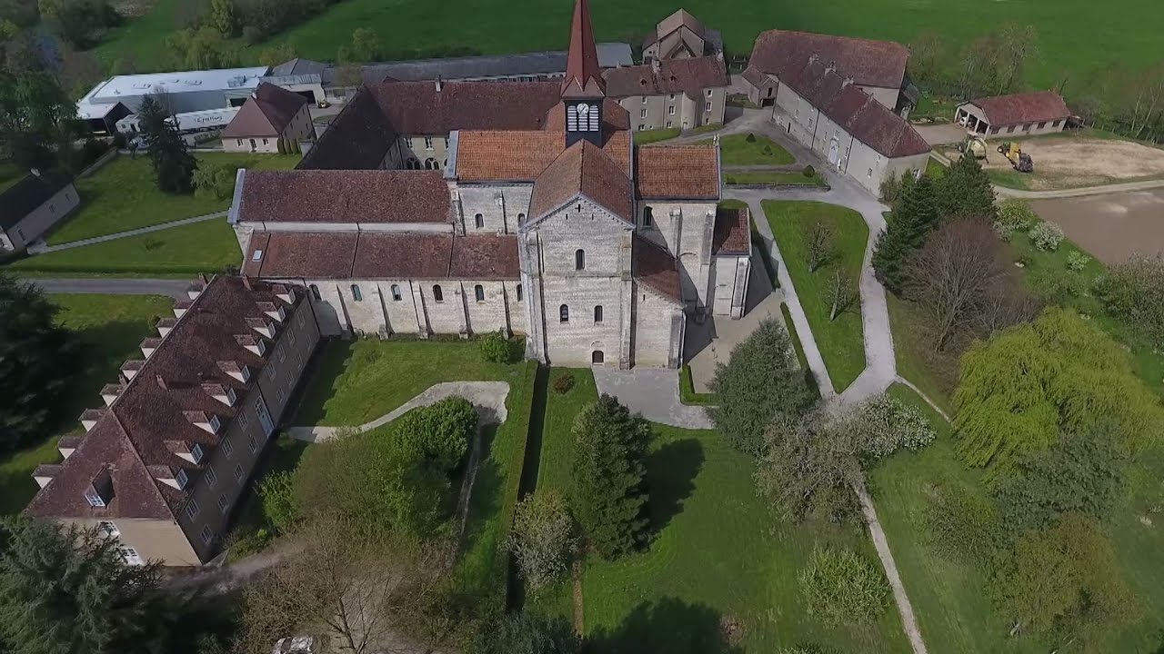Présentation de l'abbaye d'Acey - YouTube