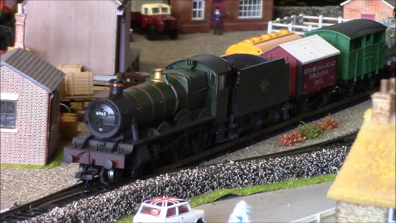 A Hall Class Running Session - YouTube