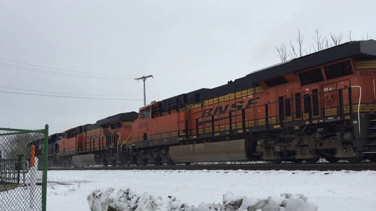 NS 1086 East Sandusky, OH 4/10/16 - YouTube