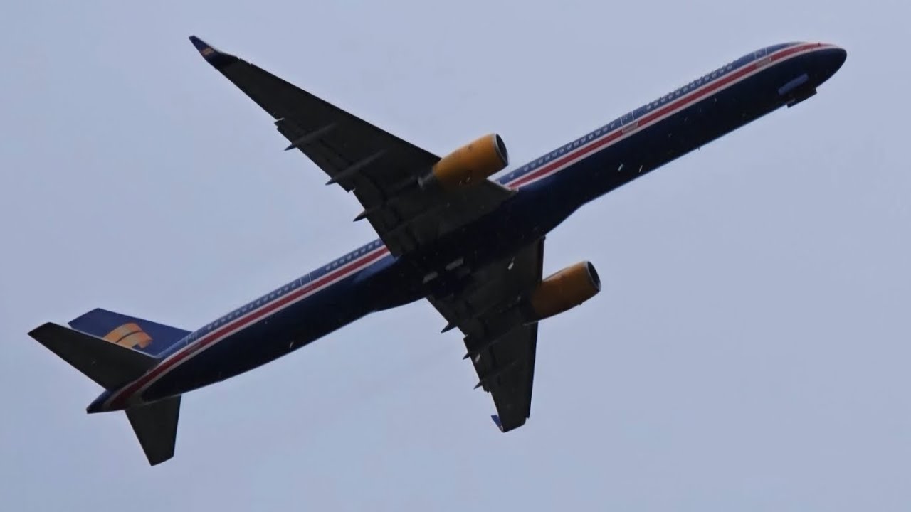 Icelandair's Boeing 757-3E7 TF-ISX 100 Years Of Independence livery ...