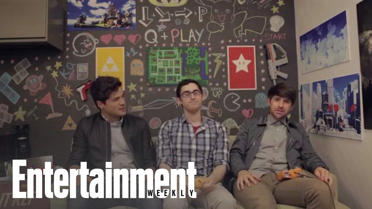 Q & Play: Super Smosh Bros With Anthony & Ian | Entertainment Weekly ...