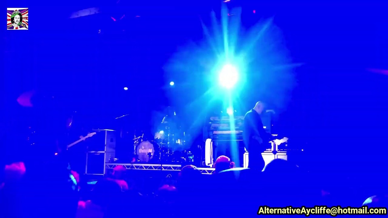 The Stranglers - Tank - YouTube