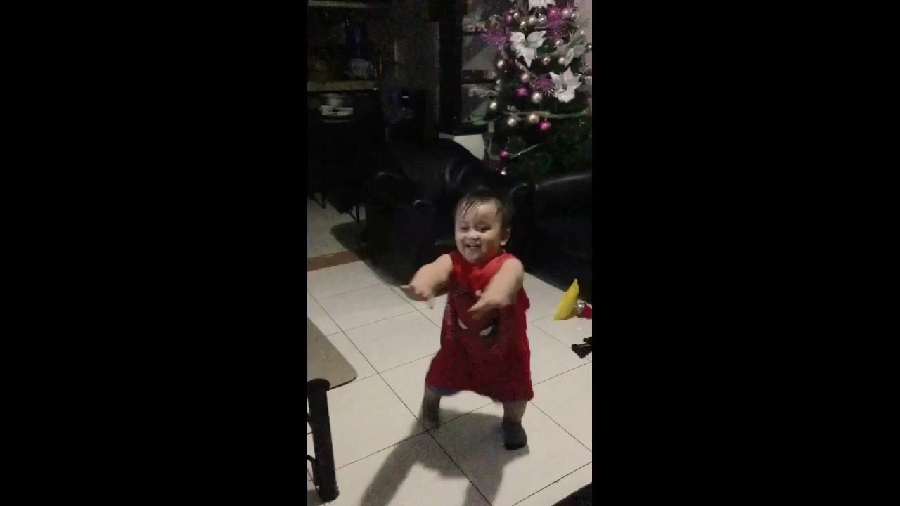 1 year old baby dance moves| Sweet Fambam - YouTube