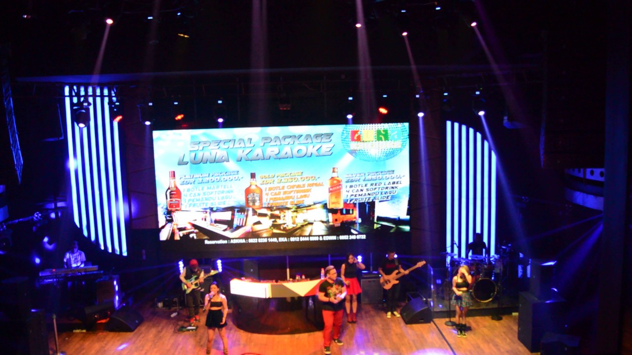 time bomb band indonesia - hymne for weekend - YouTube