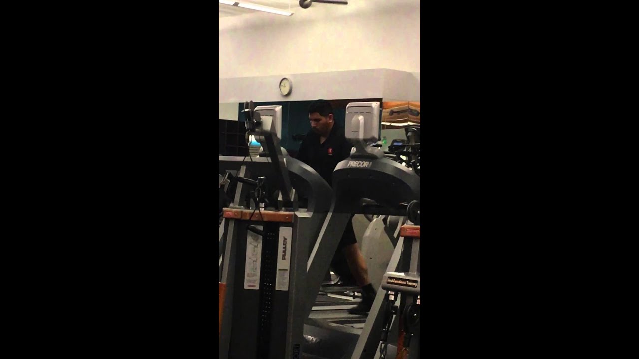 Angry guy at the gym - YouTube