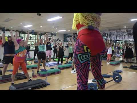 Drag Queen Fitness Class - YouTube