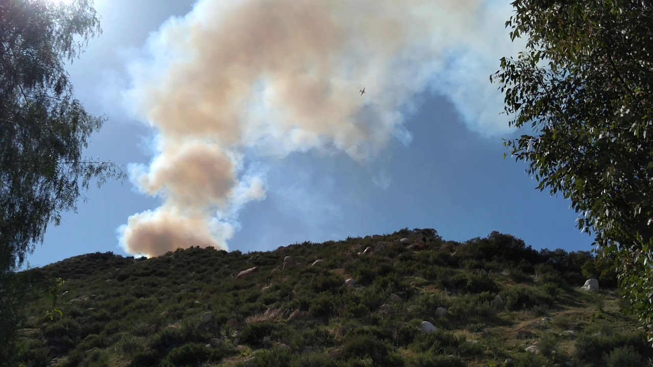Lake Elsinore CA 3/6/2020 fire above lake smell some more - YouTube