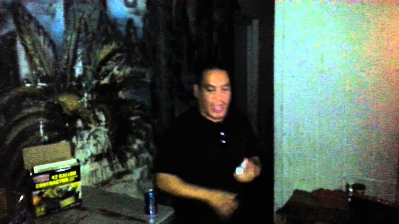 Ese boy Ronnie rappin his ass off! - YouTube