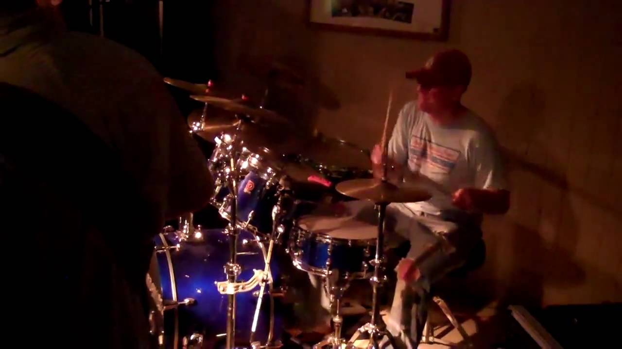 Luke Rathe playing Ants Marching - YouTube