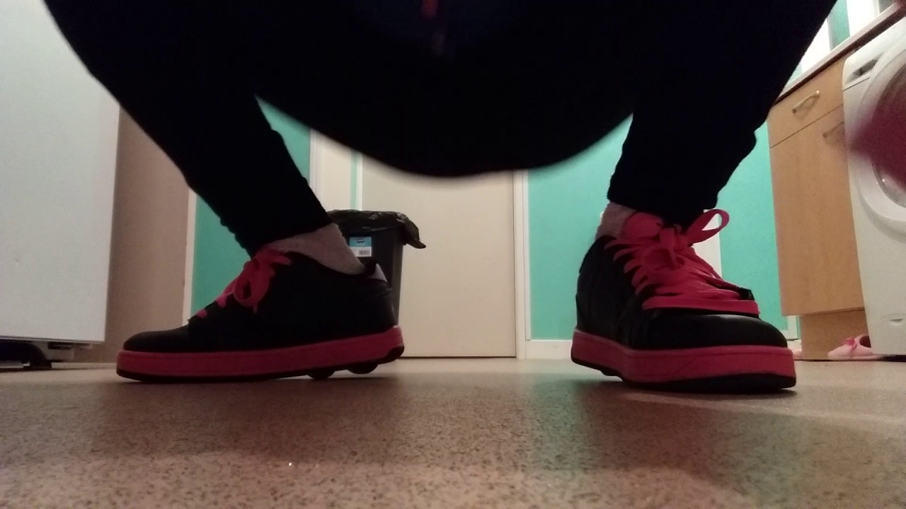 A totrial on how to do heelys please enjoy - YouTube