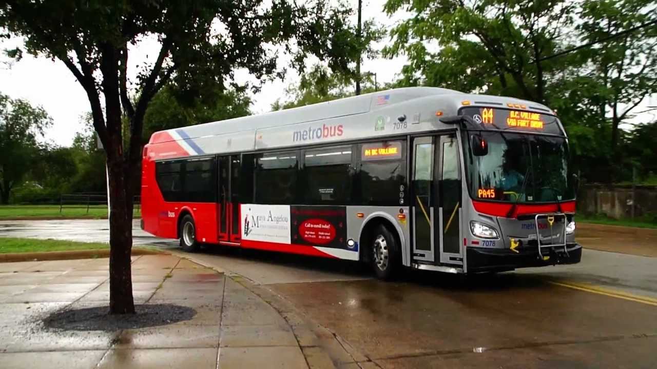 2011-13 [Metro Bus] WMATA New Flyer Industries "XDE40" 7078 @ Anacostia ...