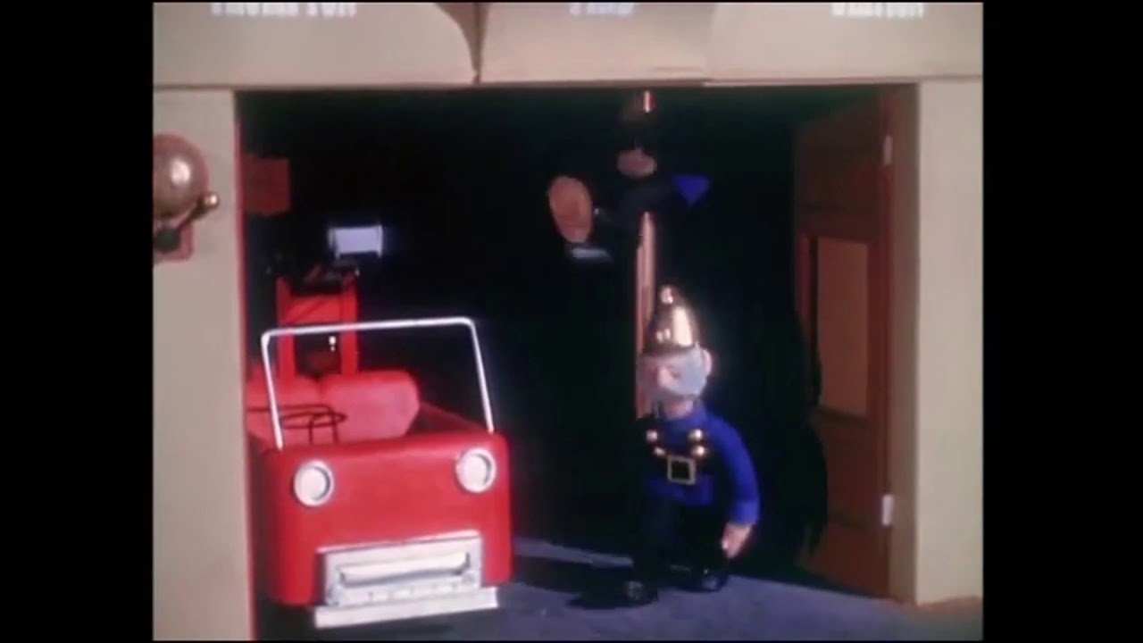 Trumpton Fire Brigade Extinguish the Fires at Nibelheim - YouTube