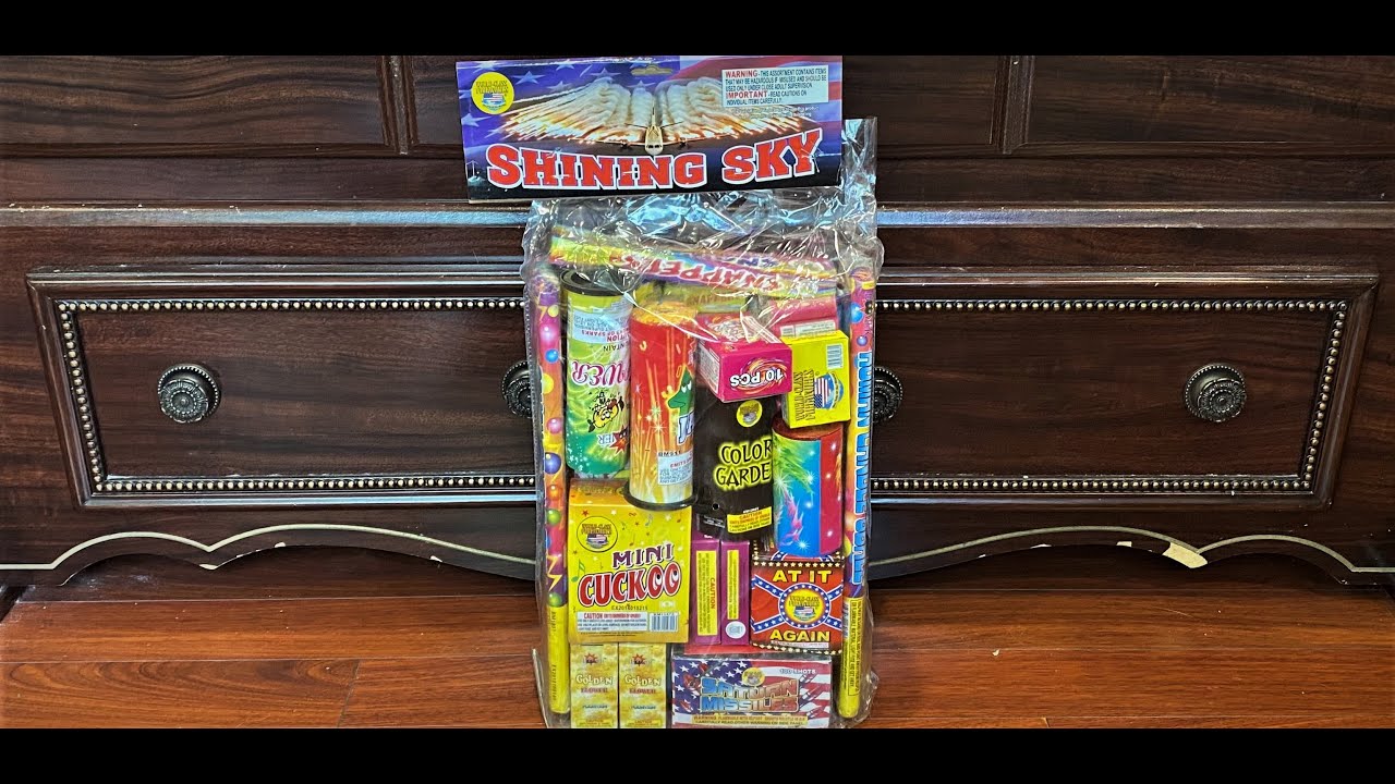 World Class Fireworks - Shining Sky Assortment Unboxing - YouTube