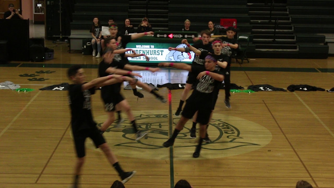 Freshmen - Lindenhurst Powderpuff 2018 - YouTube